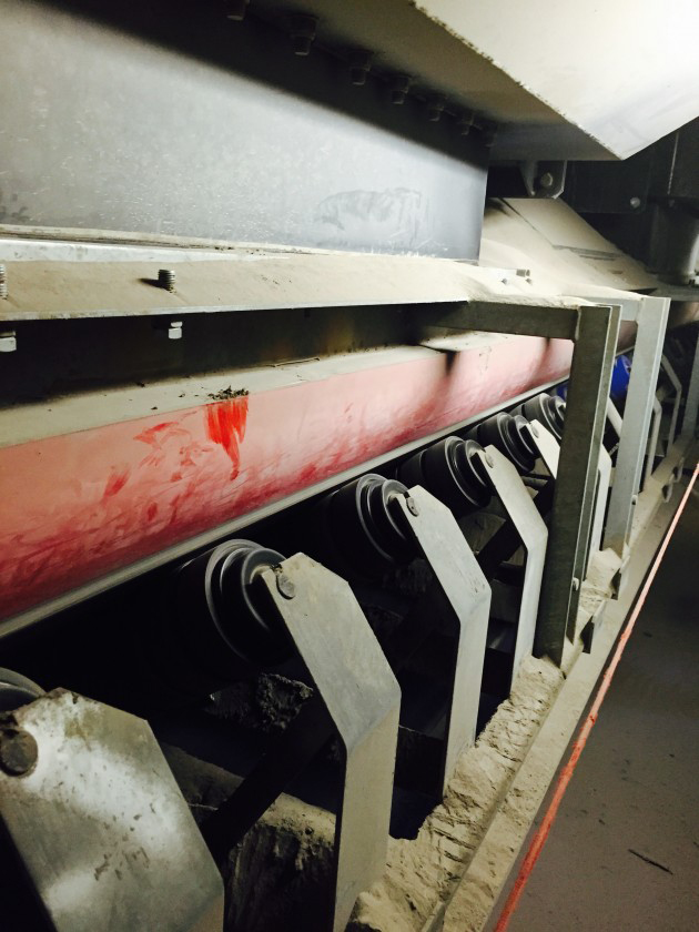 Snap-Loc skirting in basalt rock quarry - Argonics, Inc.